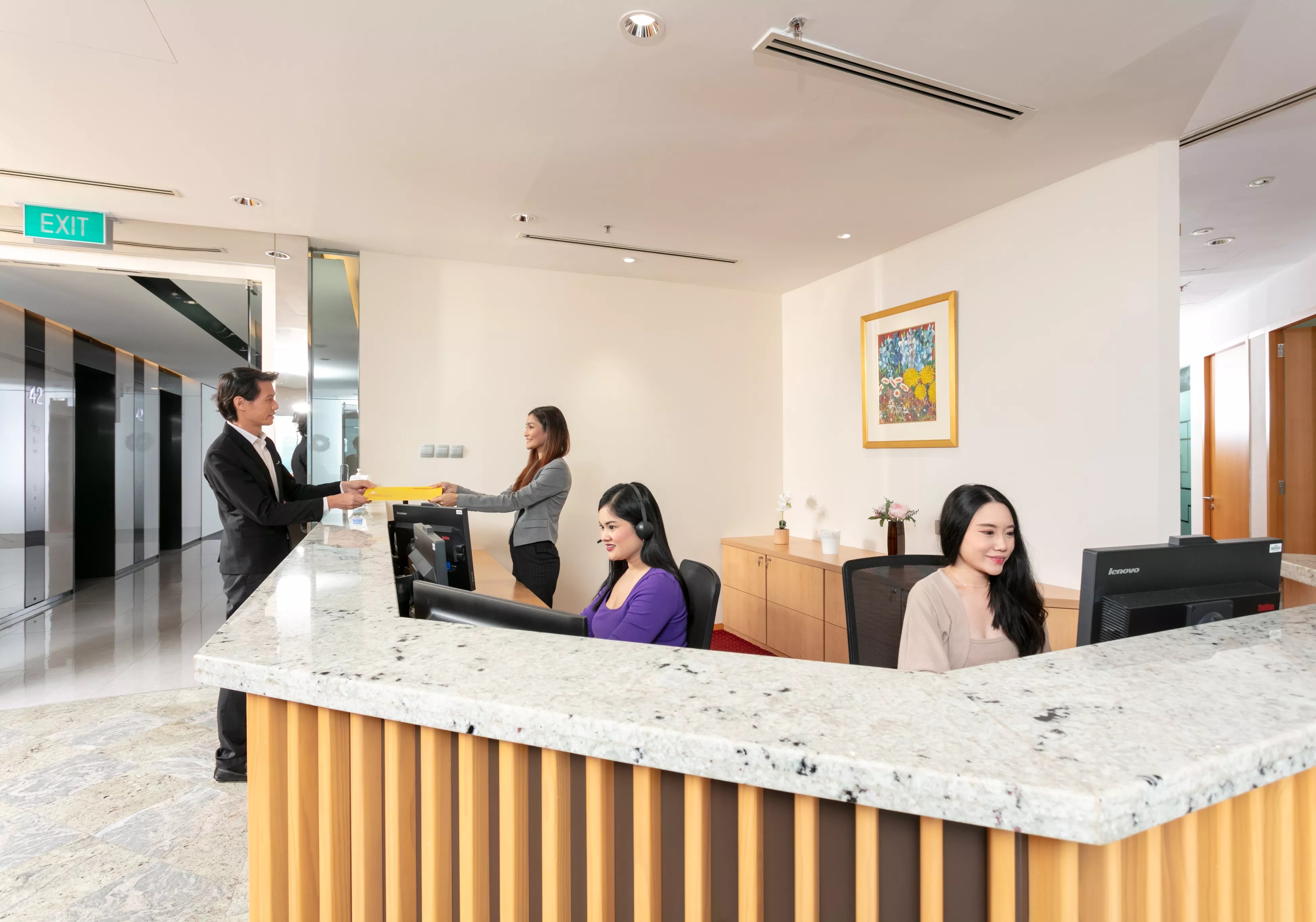 Office Space in Suntec Tower 3, Singapore | Servcorp